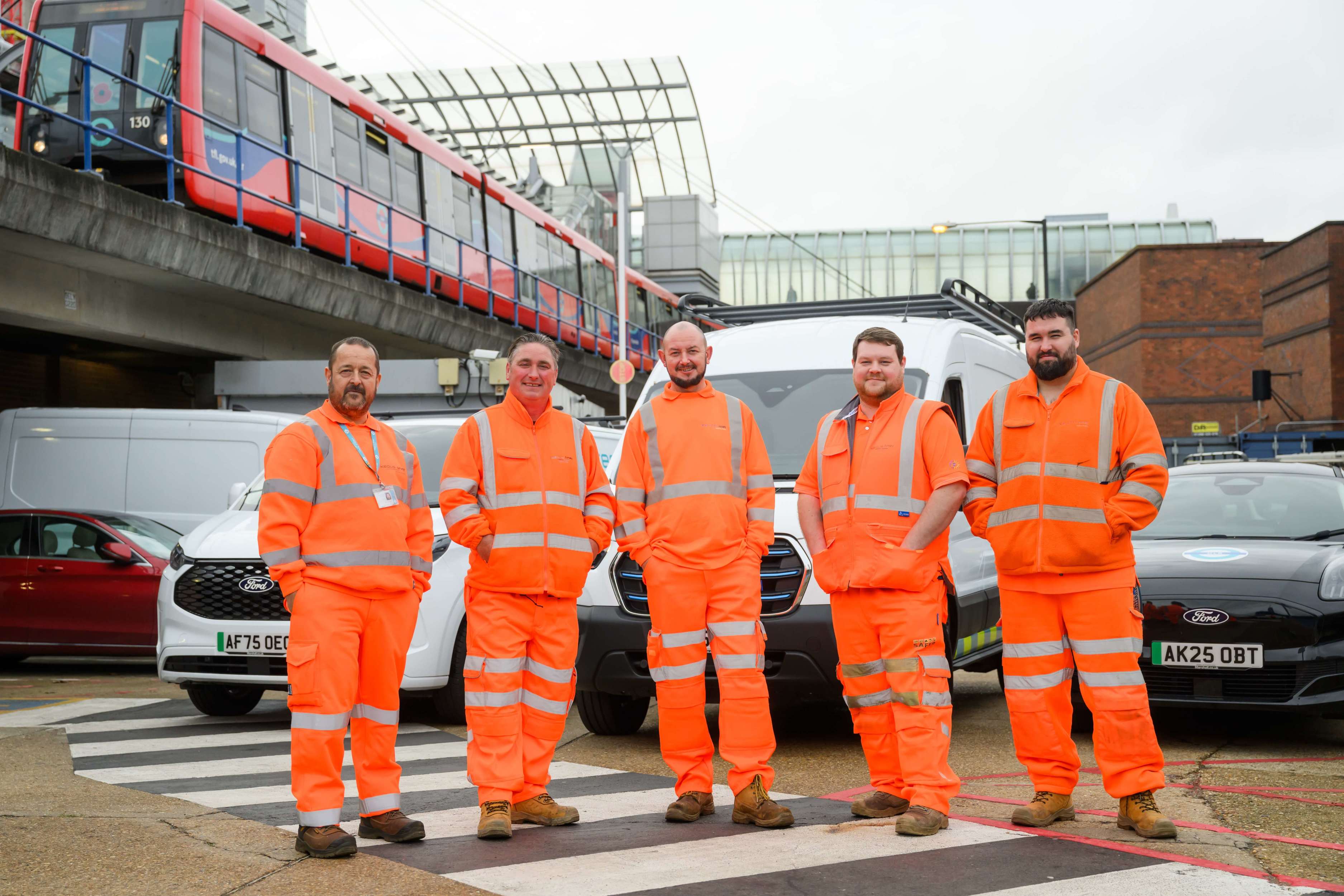 DLR joint-venture to complete fleet EV switch by end of 2025 | Fleet ...