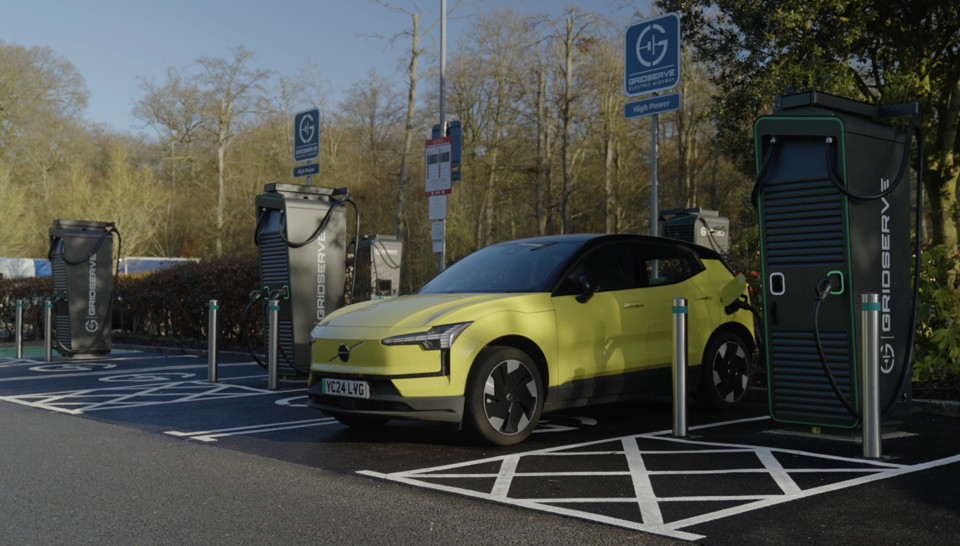 Gridserve opens first Extra MSA Super Hub at Beaconsfield | Charging ...