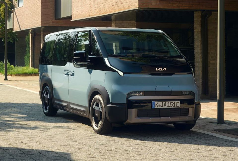 Details of Kia PV5 L1/H1 and seven-seater announced | Van News